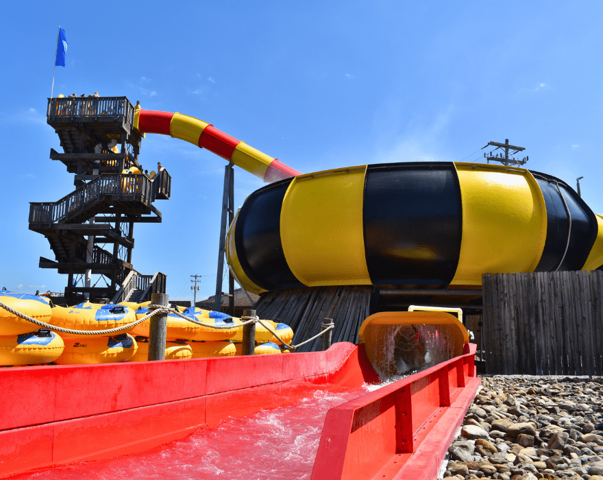 Dragon's Den | Water Park Attraction in PA | SandCastle